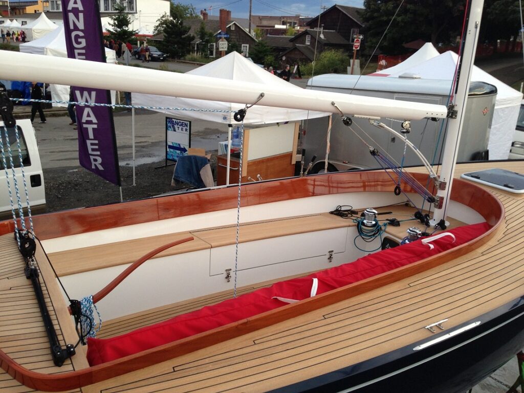 Marine Engineering 111: Why is my cockpit eh ... a cockpit? - Stephens ...